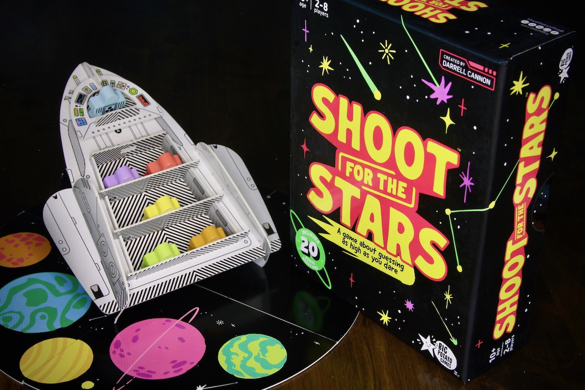 Shoot for the Stars – Board Game Review – Tabletop Mom